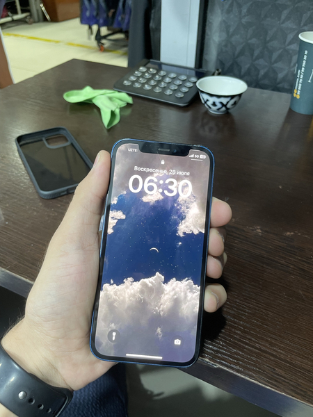Iphone 12 ideal