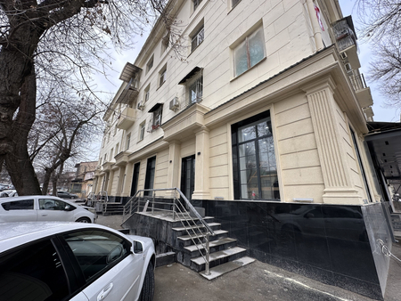 Сдается в аренду помещение вдоль дороги 124м2 - Яккасарай