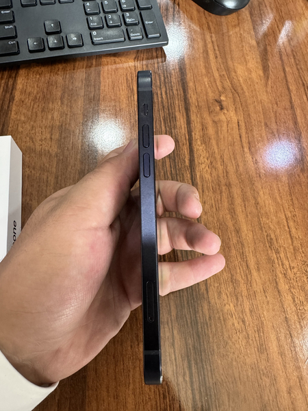 Iphone 12, Black, 128гб сотилади