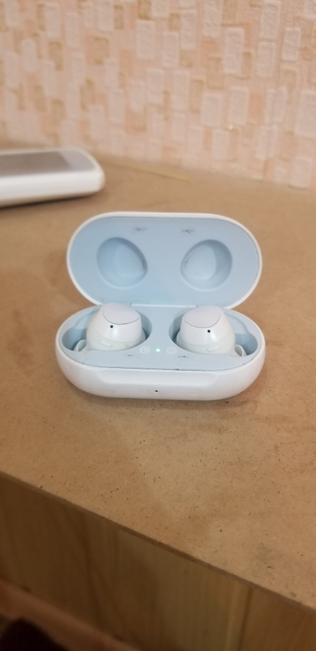Samsung Galaxy Buds+