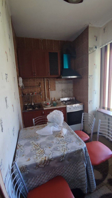 Продается Своя 1*2/5/5 в доль дороги, 8 квартал.
