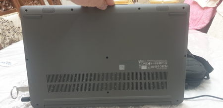 Noutbook sotiladi lenova amd athlon 7120 U
Ram: 8Gb
Doimiy Xotira: 256