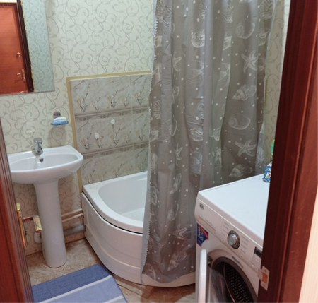 Феруза Продается каартира 1/3/4 балкон 1.5х3 ор-р: Сагдиана