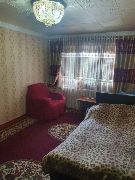 Продаётся дом 3х комнатная чирчик тройцк