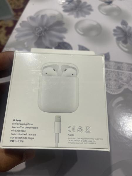 Airpods 2.1 orginal yengi ochilmagan