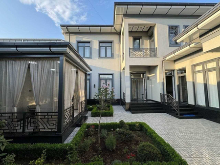 Продается Евро дом  Адрес: Домбирабад  400м2