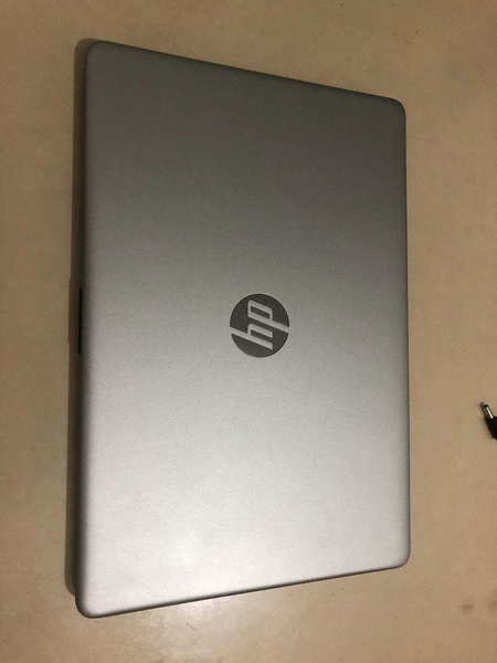 HP, Intel core i3 115g4