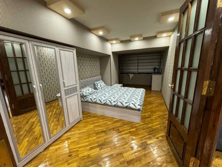 Центр Ц1 3 комнатная 2 этаж, 70м2.Ор-р гостиница Тата