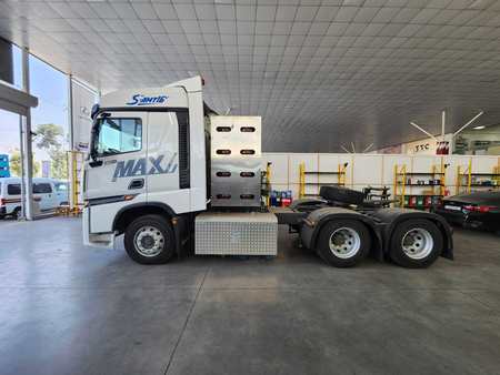 WAW Седельный тягач HOWO MAX 6x4 CNG
68 500 y.e.