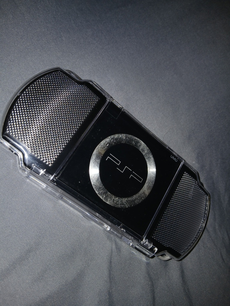 Assalom alekum Psp sotiladi 64gb xotira 220ta uyini borin