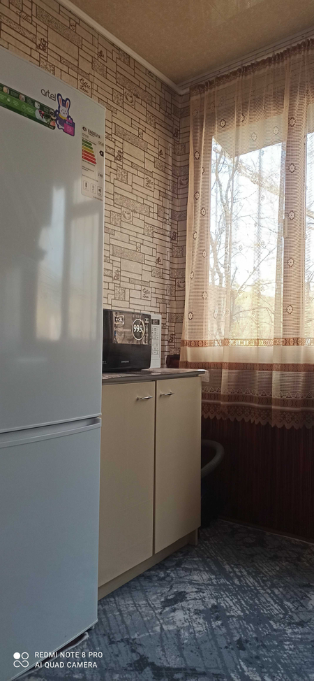 сдаю свою  квартиру 2/4/5 в кирпичном доме БУЗ 1, метро БИЙ