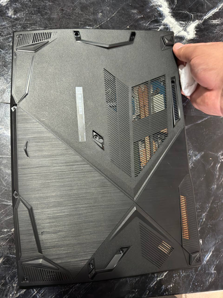 MSI GF63 Thin 12VE