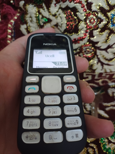 Assalom alekum nokia 1280 sotiladi xrustal knopka uchmidigan tinniq