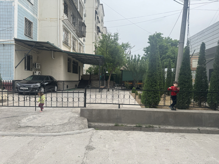 Srochna sotiladi uy 5 xonali
