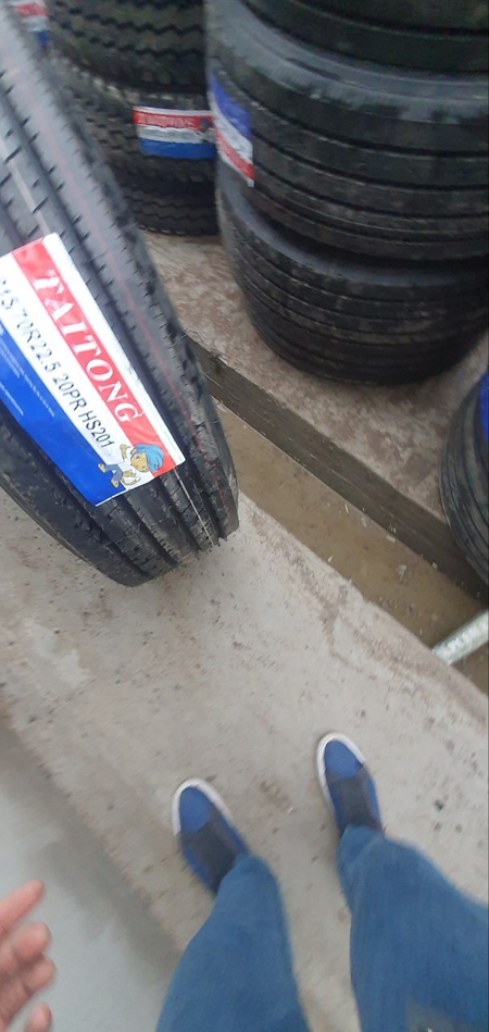 Грузовая шина Taitong 315/70R22.5-20PR узор HS201