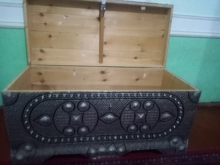 Срочно продаю два сундука в хорошом состоянии, недорого