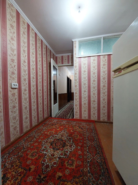 9 квартал Чиланзар 4//4//4 72м2