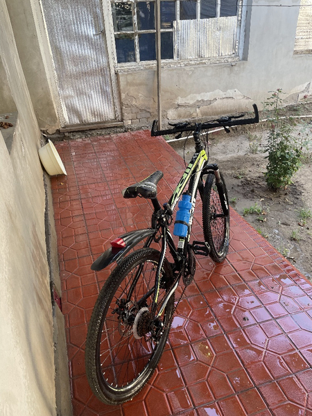 Velosiped sotiladi
