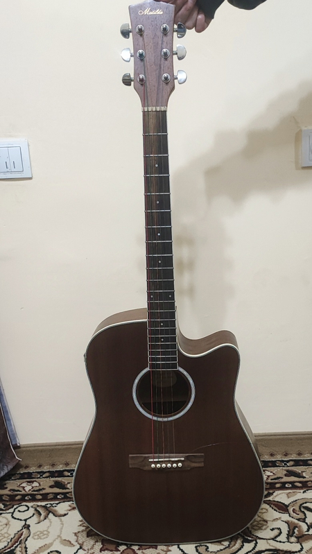 gitara. Гитара (Матильда)