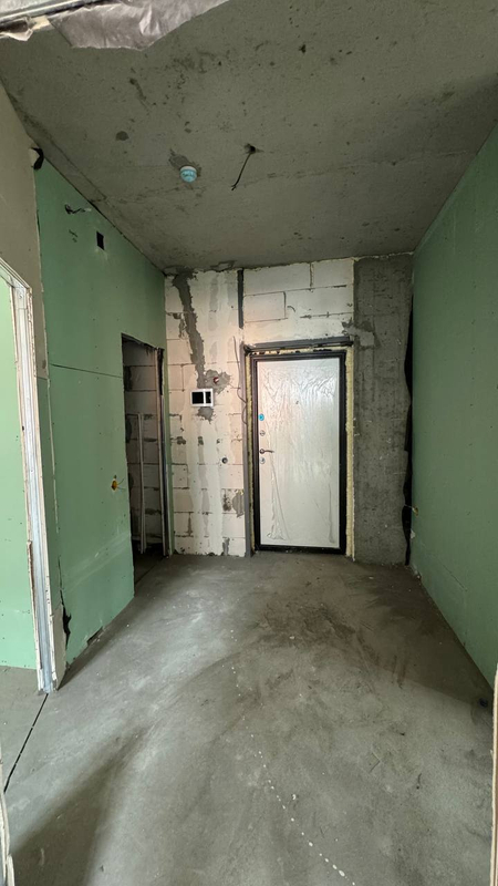 Срочно продается 3 ком квартира Водник