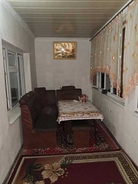 uy sotiladi dömbirabot 3 xona 2 etaj 61000$