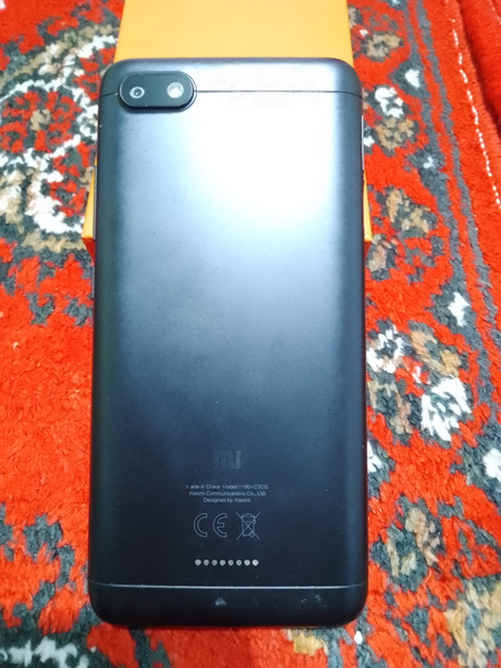 Смартфон Redmi 6A на запчасти