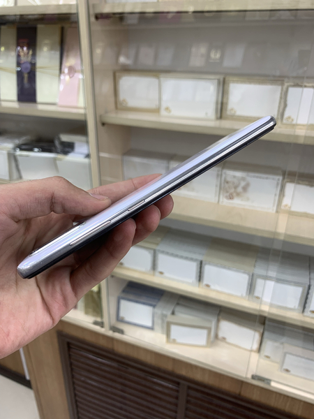 Samsung A71 6/128 ideal