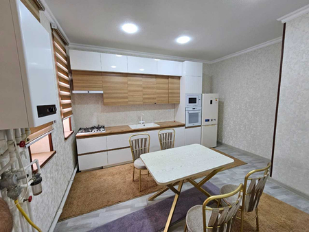 3 xonali 80m² 3-qavat uy sotiladi