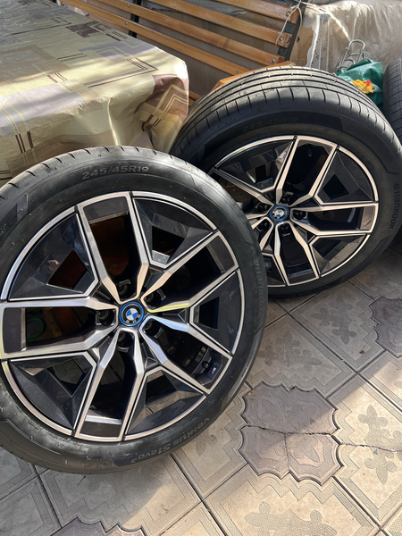Новые диски с резиной на BMW пробег 27 км