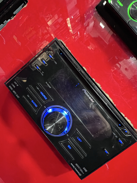 Pioneer mafon b/u ideal holatda