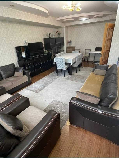 Срочно продается 3/8/9 квартира Кашгар Ц-4 Ор-р: Шедевр Корзинка (МНМ)