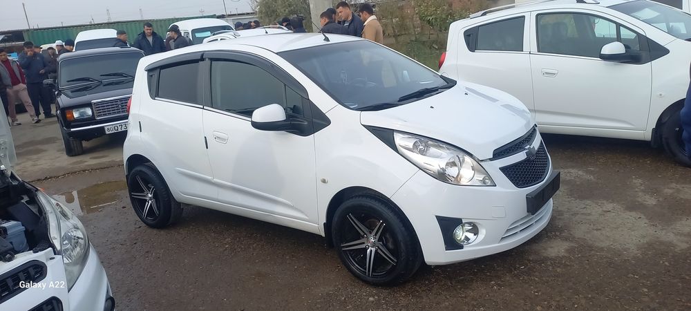 Продаётся автомобиль спарк