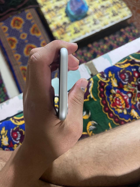 Iphone 11.  128gb