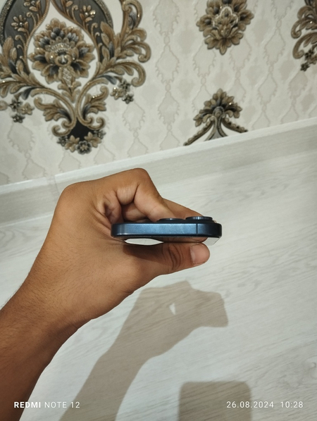 iPhone 15 pro LLA