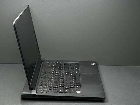 Alienware 240Ghz like ekran rtx vidiokatalik