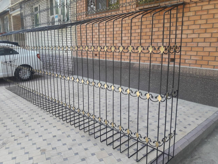Klatka balkon rishotka kazirok