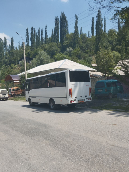 Isuzi NP 21 / 2012 yiil