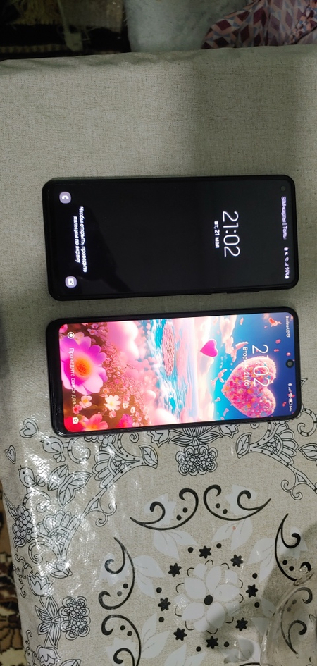 Продаются 2 телефона samsung a21s и mi note 9s