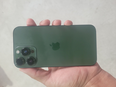Iphone xr 13 pro korpus qo‘yolgan sotiladi