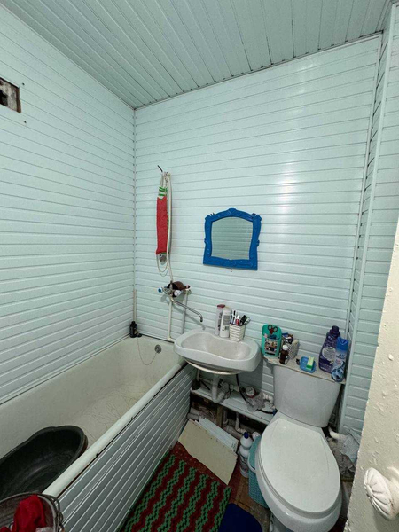 2 xonali  1-qavat  4 qavatli panelni dom 57м²