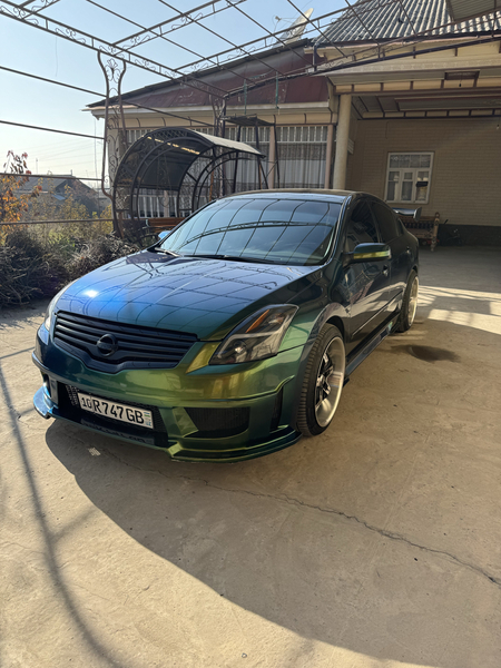 Nissan altima full pozitsiya
