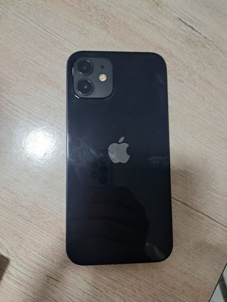 Telefon sotiladi iphone 12