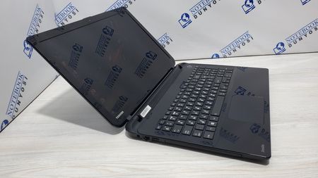 Toshiba  N3530 стилно дизайн