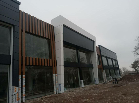 Professional ALYUKOBOND ustalari. Stajimiz 16 yil. Premium materiallar