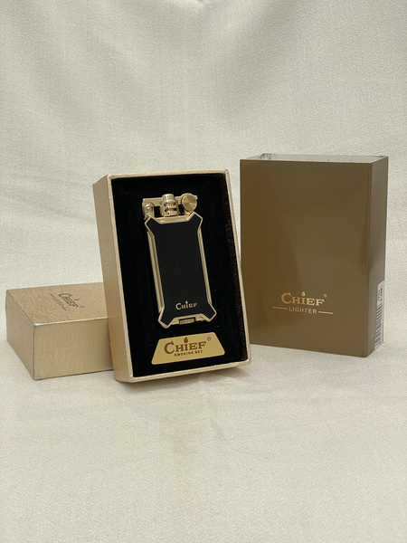 Оригинальная зажигалка бензиновая Chief. Подарочная зажигалка