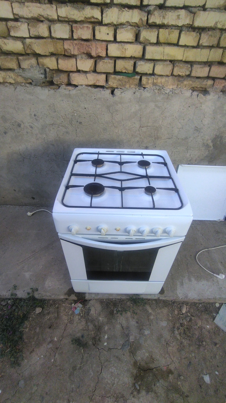 Srochni INDESIT gaz plita sotiladi