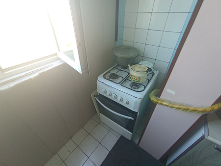 Chilonzor 23 kvartalda 2 xonali uy sotiladi