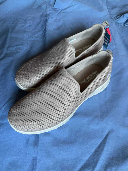 Продается обувь Sketchers