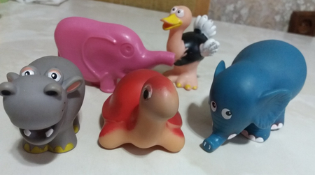 Игрушки, зверюшки, машинки, разное!