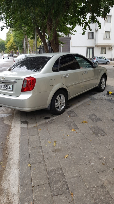 Лассети 2009,150000 пробег